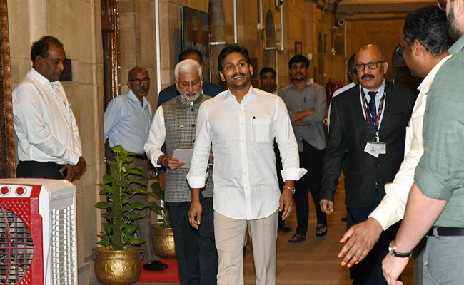 AP CM YS Jagan Delhi Tour: కేంద్ర మంత్రులతో సీఎం జగన్‌ (ఫొటోలు) | Andhra Pradesh Chief Minister ...